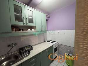 Odmah useljiv dvosoban stan na Limanu 3 (03-3525837) - Oglasi.rs